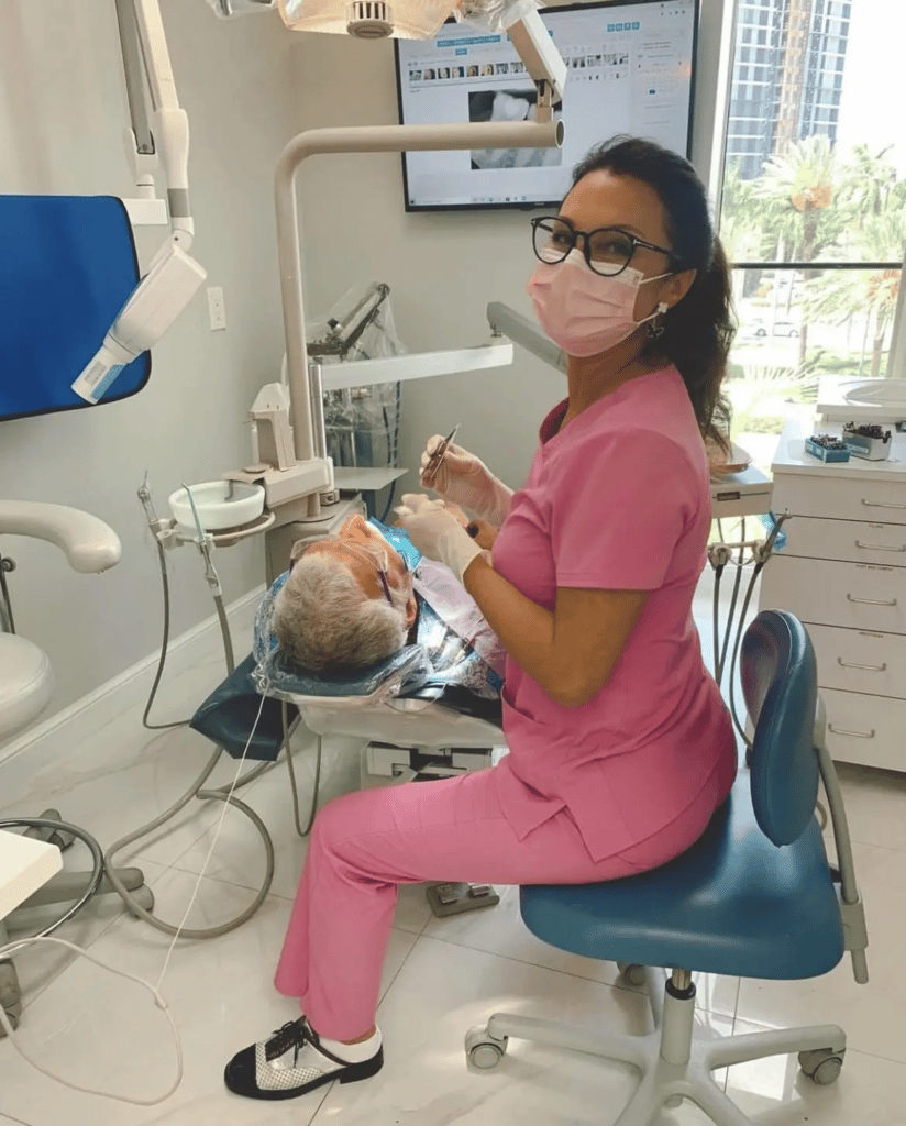 Bone graft after a tooth extraction: Methods, Healing, Cost in Miami